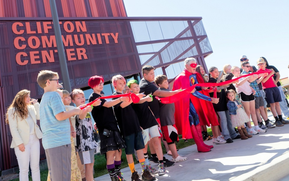 “A safe place for kids to play”: Clifton Community Center Opens in Mesa ...